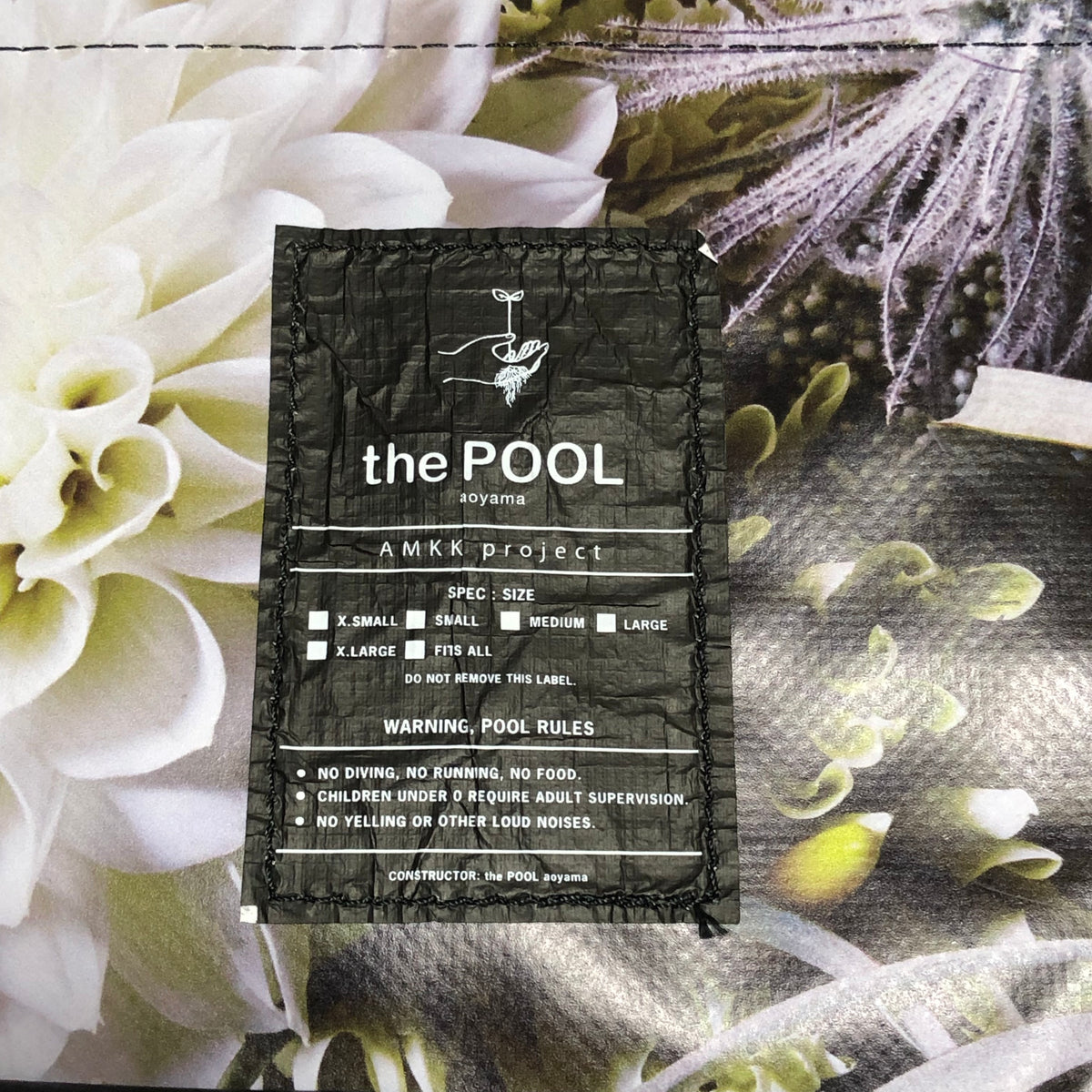 the POOL aoyama AMKK PROJECT 2WAY BAG (M) White – cotwohk